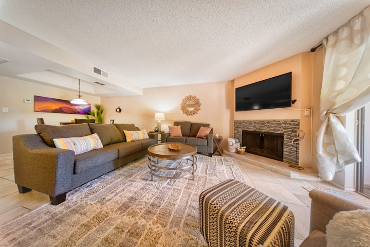 The Cactus Flower At Mccormick Ranch - Scottsdale, AZ