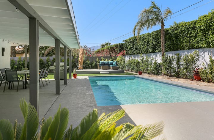 Viminal - Palm Springs, CA