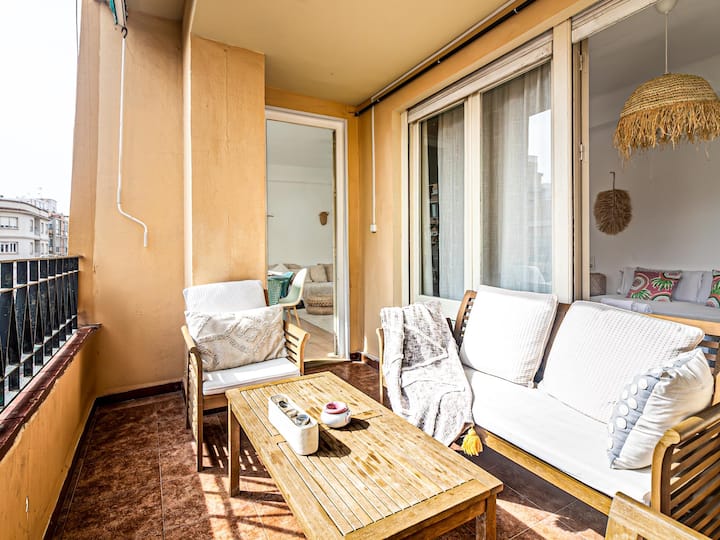 Malaga Holidays City Center 6 Bedrooms & Terrace - Malaga, Espagne