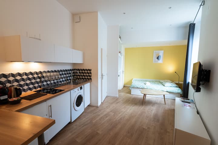 Studio Moderne Climatisé Au Coeur Des Chartrons - Place Paul Doumer