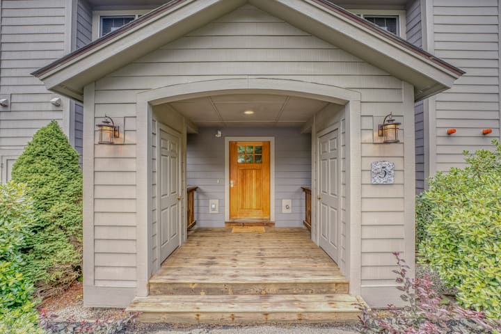 Sh5 Luxury Stone Hill Townhome W/views, Ac,hot Tub - New Hampshire (State)