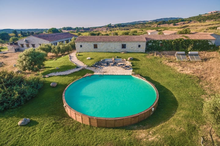 Holiday Home In Badesi With Pool – 1.8 Km To Sea - Badesi