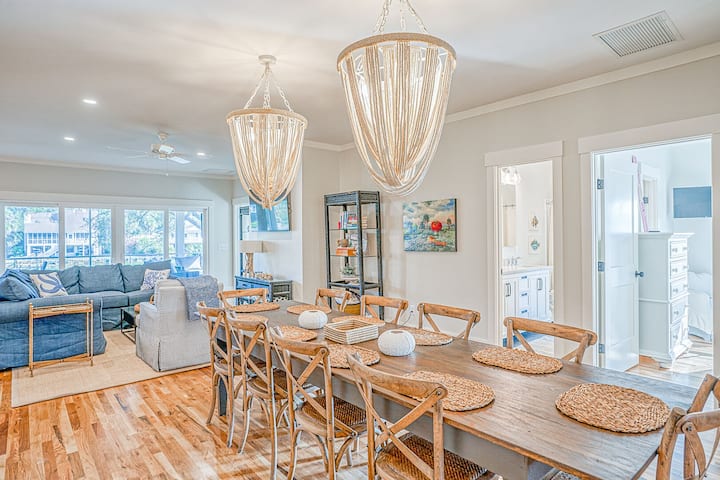 Private Dock - Steps To The Beach - Sleeps 14 - Fripp Island, SC