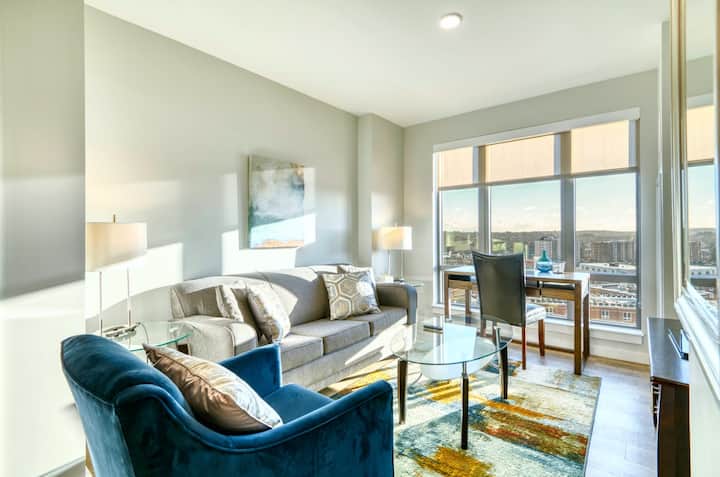 Gorgeous Apt Downtown - Quincy, MA