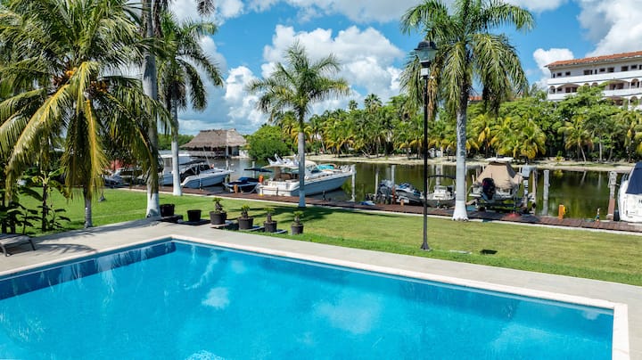 Confort Loft | 1br | Great Location By The Lagoon - Cancún