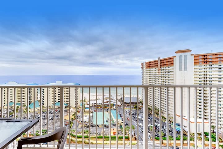 Wonderful 2br Lakefront 16th-floor | Balcony - Panama City Beach, FL