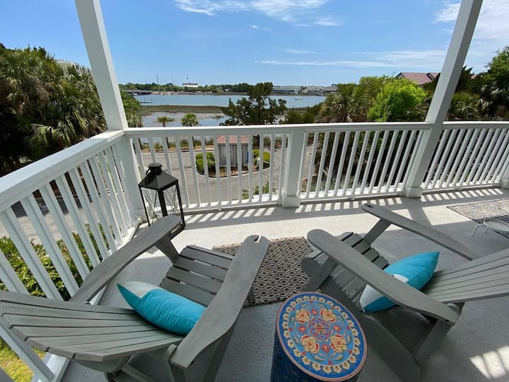 1004 Mariner's -Fin & Tonic- River View! - Folly Beach, SC