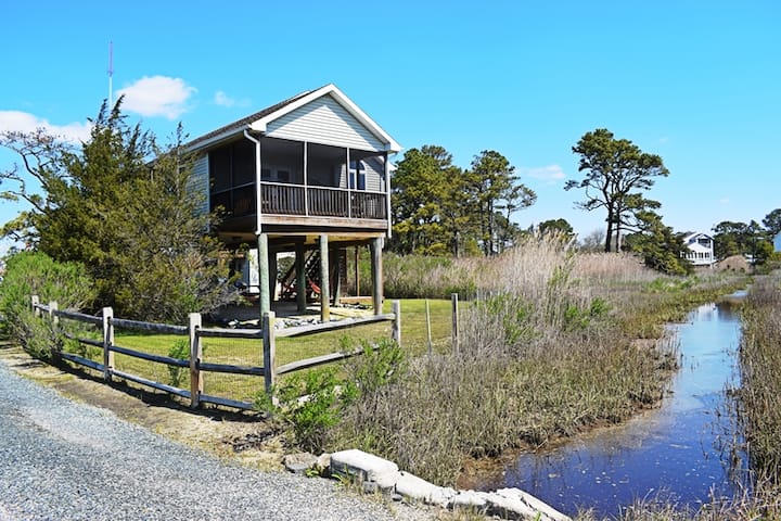 Park Place-waterview, Walk To Park, Quiet Location - Chincoteague, VA