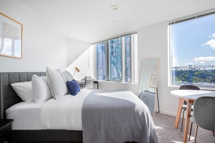 Blueground | Downtown Bellevue, Gym, W/d, Nr Shops - Bellevue, WA