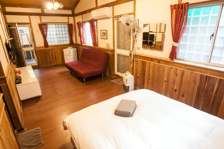 森之秘湯-櫻花區-B01露天石池溫泉小屋 - 仁愛