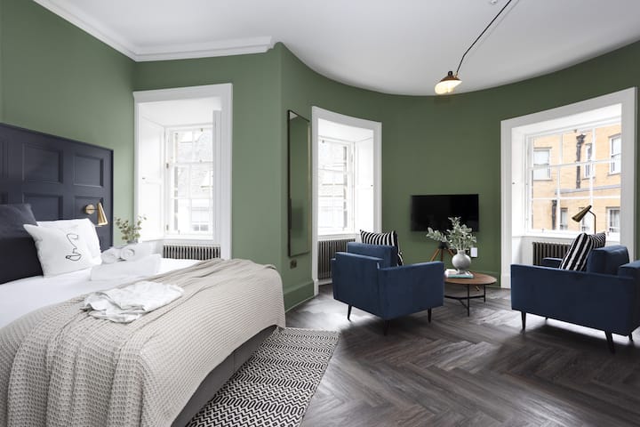 Heart Of New Town- Deluxe Studio - Edinburgh