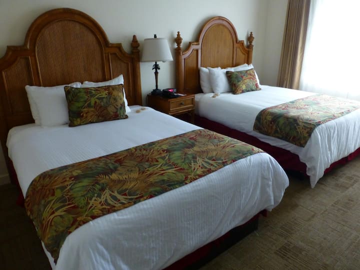 Perfect Find! 2 Classy Units, Near To Attractions - Volcano, HI