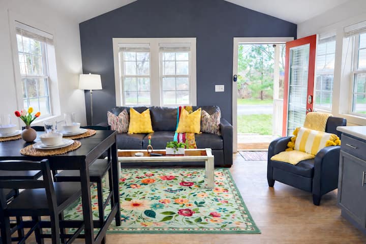 Greeter Falls Lodge Cottage #7 - Laurel Falls, Coalmont