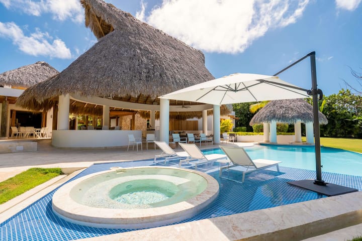 Magnificent Villa @Capcana! Steps From The Beach! - Punta Cana