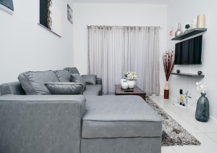 Sam's Apartments & Services-gr1 Modern 1 - Edenvale