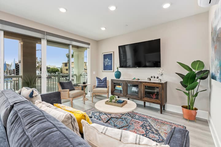 Mission Beach 3 Bedroom W/ Parking, Patio And Ac! - San Diego, CA