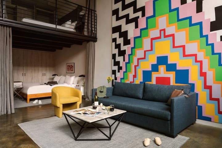 Sonder The Heid | Lofted Two-bedroom - Philadelphia, PA