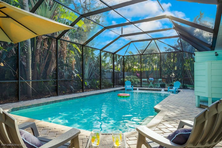 Luxury Home W/ Private Heated Pool, Cabana, Bbq | Near Siesta Key Beach | Rv/boat Parking Available! - Venice, FL