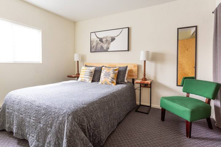 Hip Strip Haven | 4 Blocks To Dt, River & Trails - Missoula, MT