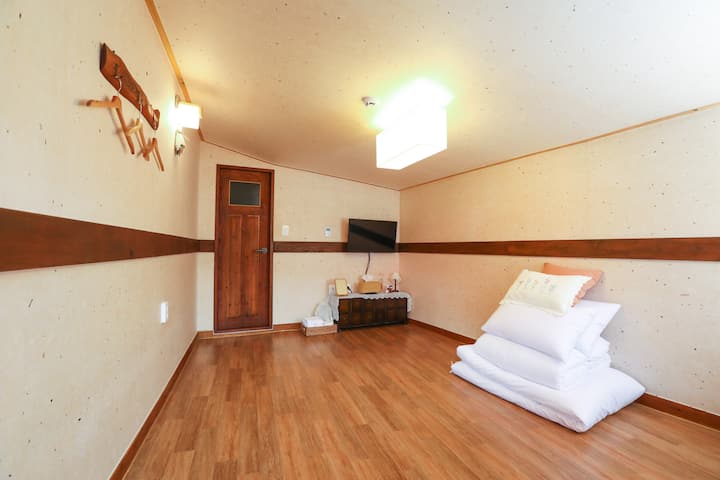 #한옥마을 #경기전 #벽화마을 #향교 - Jeonju-si