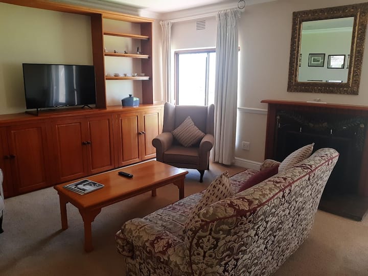 St James Of Knysna - Deluxe Lake Facing Suite - Knysna
