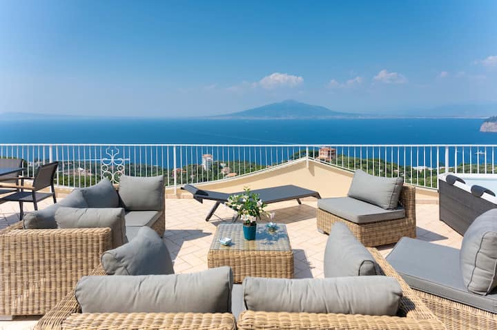 Villa Carlotta, With Private Pool And Sea Views - Capri