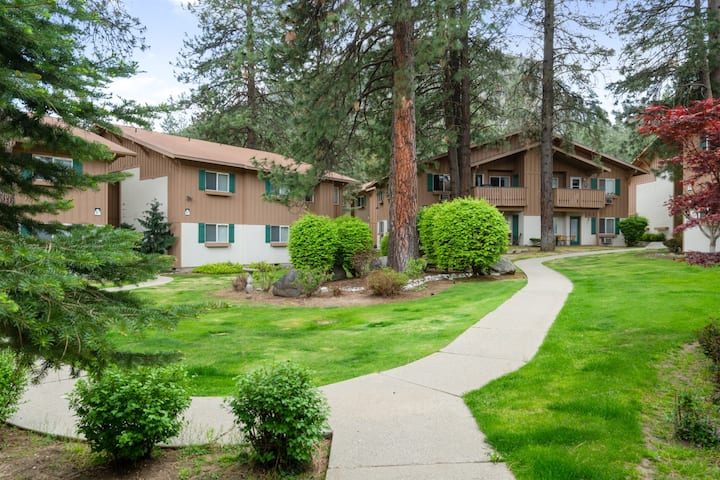 Simple, Comfortable & Very Close To Downtown - Leavenworth, WA