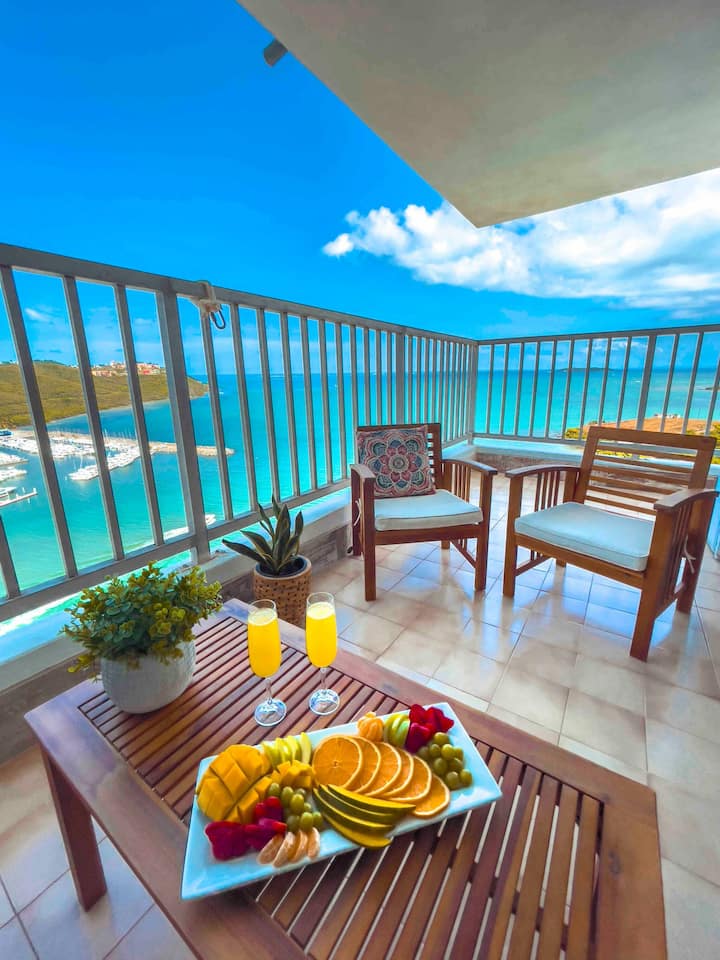 Fajardo Oceanfront: Marina Views, Wi-fi & Pool - Fajardo