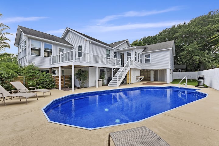 Iop W/ Private Pool, Renovated, Walk To Local Stores! - Isle of Palms, SC