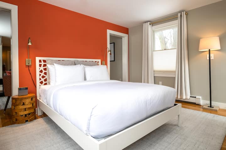 Room 8 At The Sailmaker's House - Dover, NH
