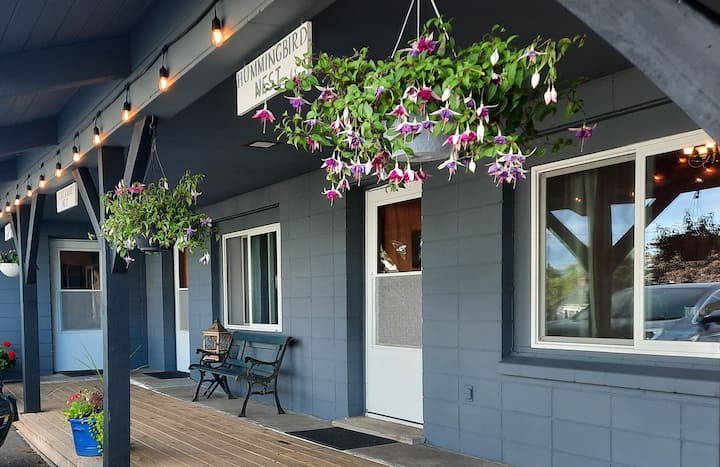 Owl Nest - Feather Nest Inn - Grand Marais, MN