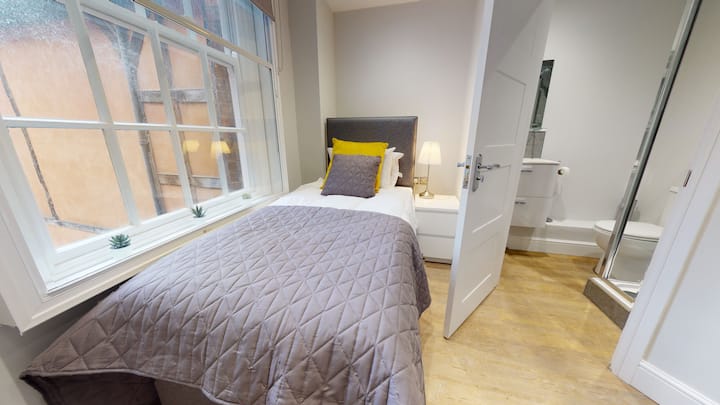 Single Person Studio - Coventry