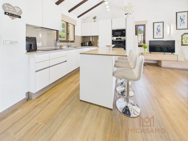 Two Bedroom Villa In La Manga Club - La Manga