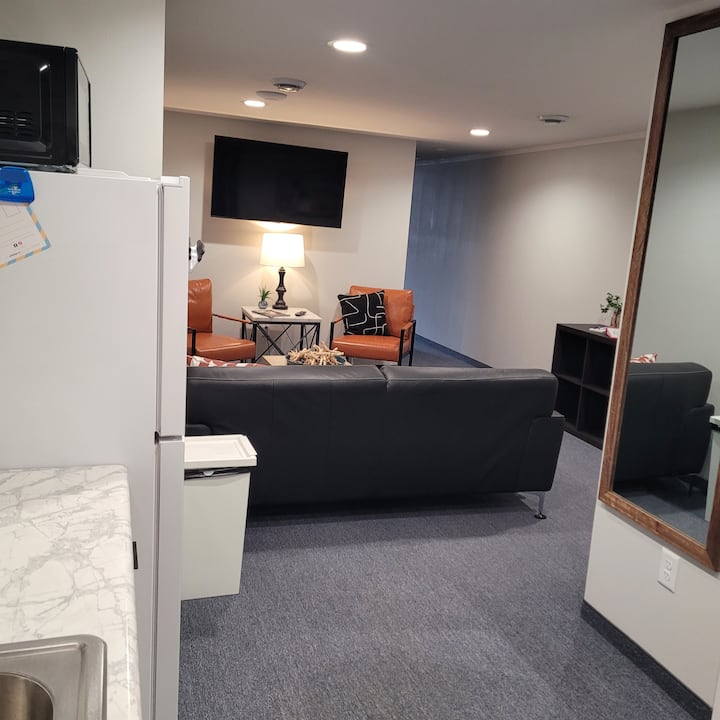 2 Bedroom Suite (Hayward) In Arnolds Park - Spirit Lake, IA