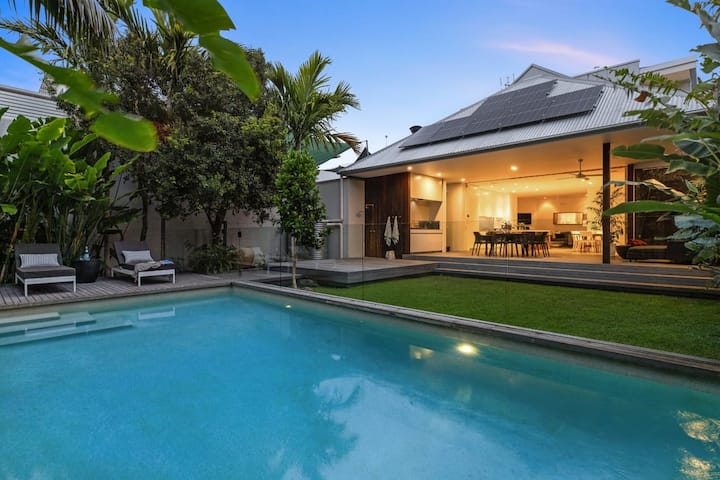 Alpha Luxe - Pet Friendly Luxury Home And Pool - Byron Bay