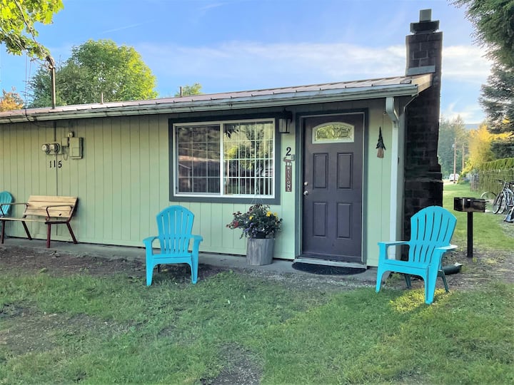Mountain View | Wifi, Smart Tv, In Town - Packwood, WA
