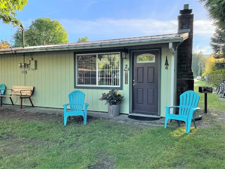 Mountain View | Wifi, Smart Tv, In Town - Packwood, WA