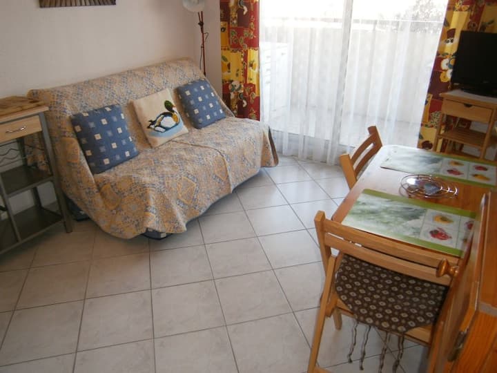 Comfortable Flat With Balcony, Cannes City Centre - Cannes
