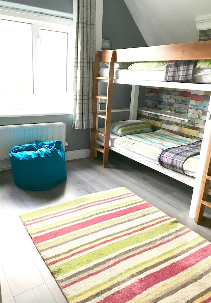 The Vagabond Bunkhouse & Bar - Betws-y-Coed