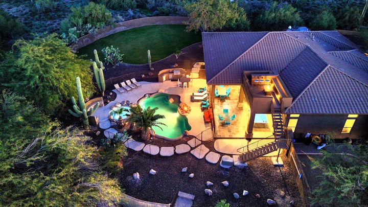 Custom Home! 2+ Acres True Indoor-outdoor Living! - Cave Creek