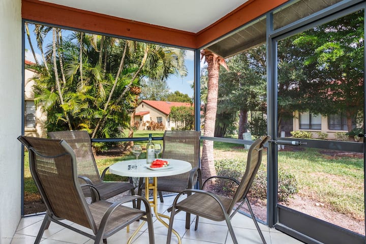 Condo On Quiet Cul-de-sac | Heated Pool/spa | Tennis | Putting Green | Short Drive To Beach - Venice