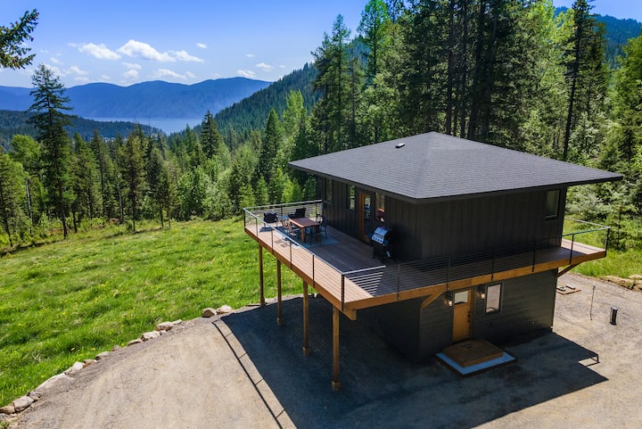 Tower Retreat | Private Hot Tub | Monarch Mtn View - Shepherd Lake, ID