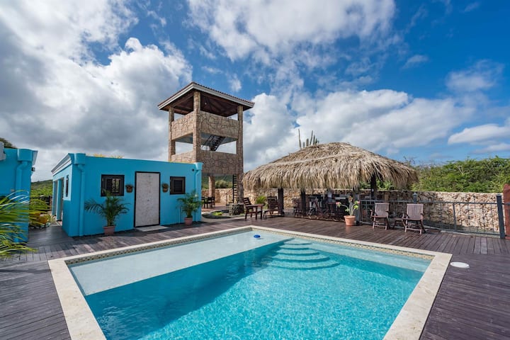 Scenic Monumental 5-bedroom Estate W/ Watchtower & Pool Near Country-side Beaches, Hills, Hiking Routes & Restaurants - Curaçao