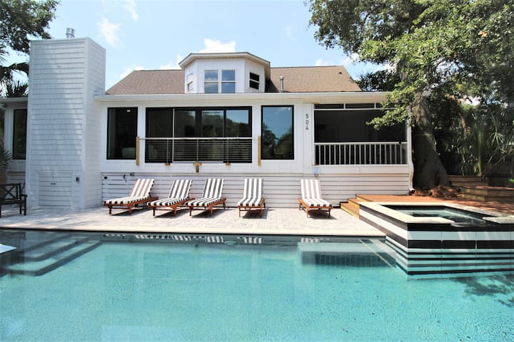 Newly Renovated 1 Block From Beach W/pool!~the - Folly Beach, SC