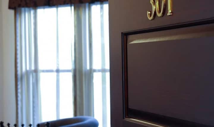 Palace Hotel Condos- Suite 301 - Salida, CO