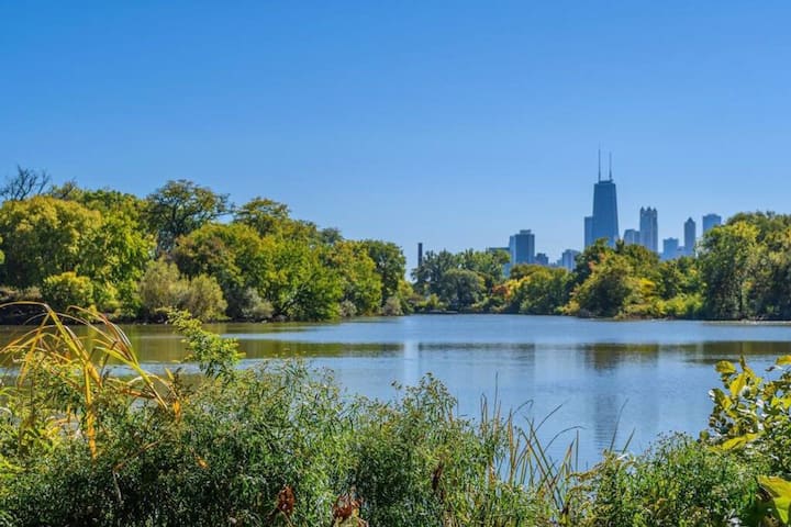 Chicago Lincoln Park North Pond 2 Bedroom Pied-à-terre - Chicago, IL