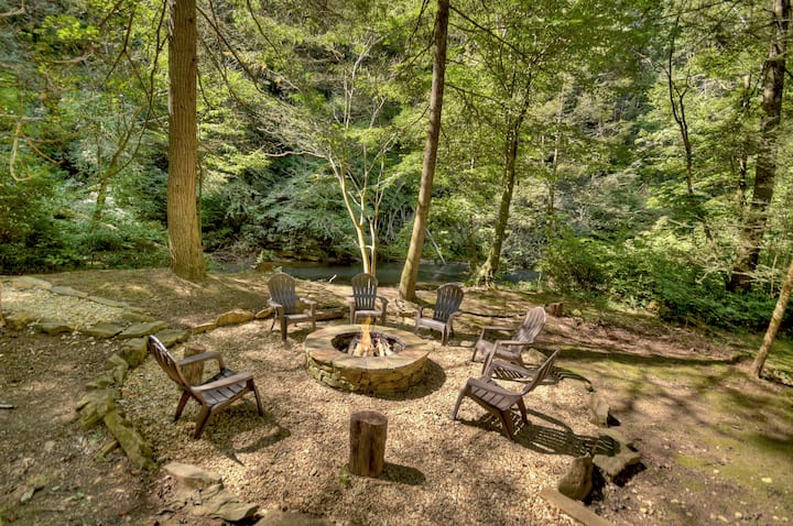 Lullaby Creek Private, Large Creek, Hot Tub - Ellijay