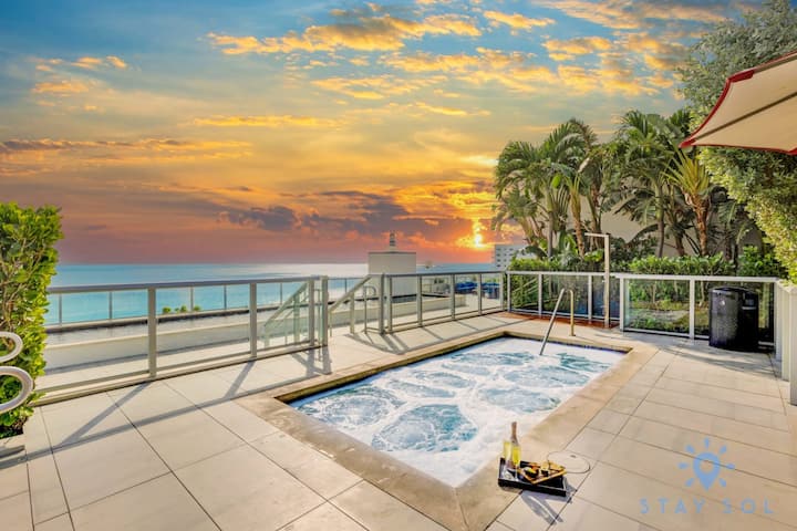 The Most Liked Homes| Hot Tub & Unique Rooftop+gym - Hollywood, FL