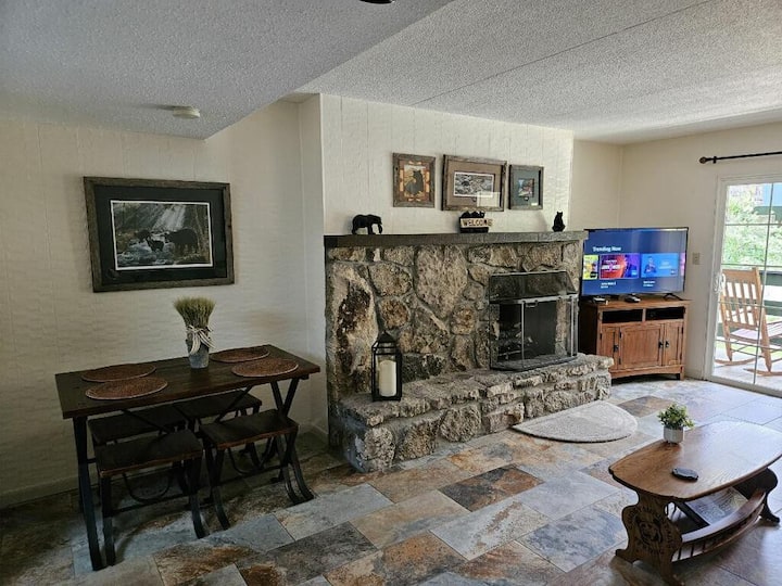 Roaring Fo -  Roaring Fork Hideaway #214 - Gatlinburg, TN