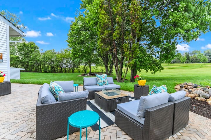 Remodeled Hm|country Club Estates|golf |Hot Tub - Lake Geneva, WI